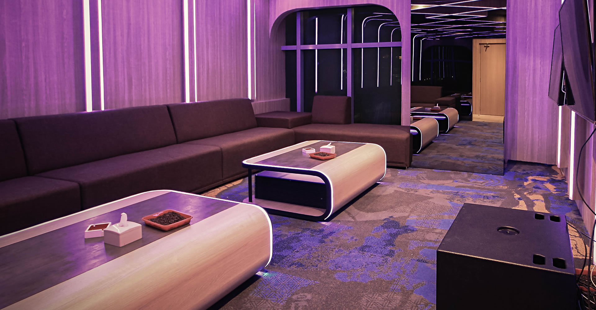 Rabbithole KTV & Lounge